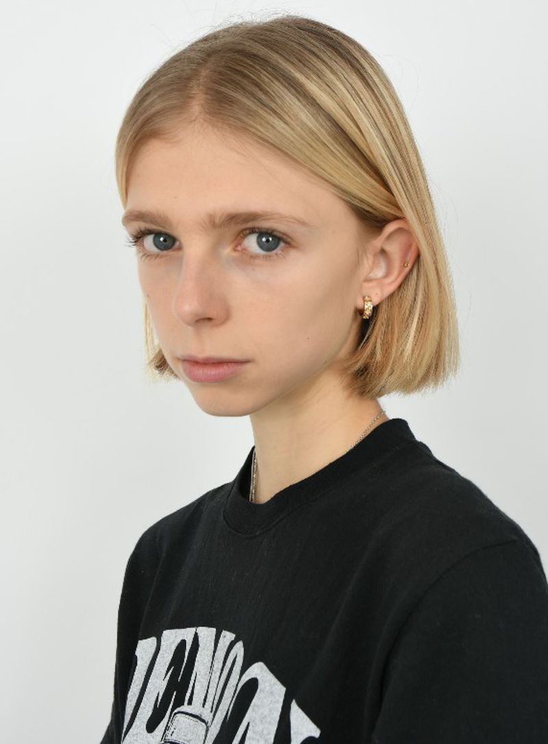 Muse Management S/S 2020 Polaroids/Portraits (Polaroids-Digitals)