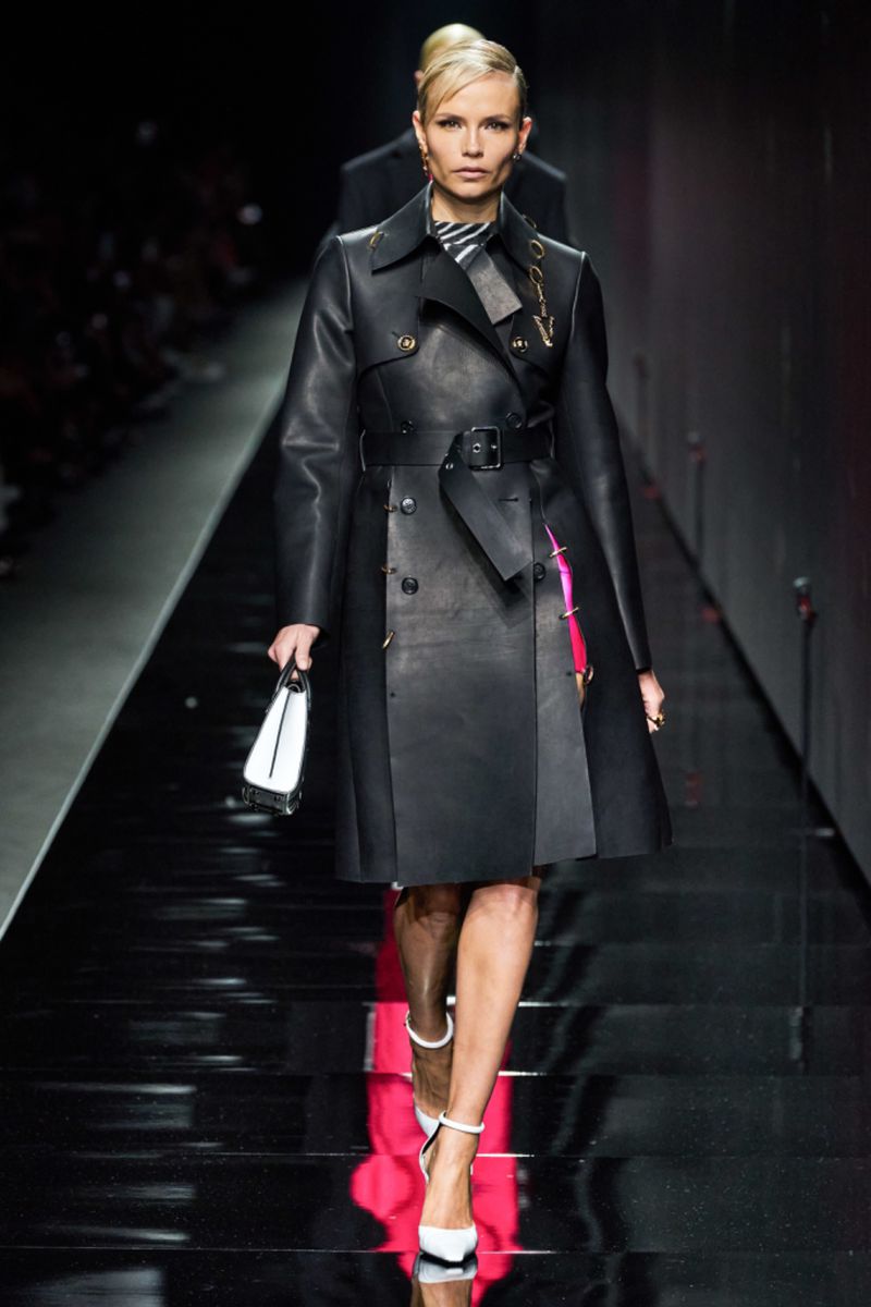 Versace F/W 20 Show (Versace)