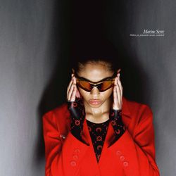 Zoë Thaets - Model Profile - Photos & latest news
