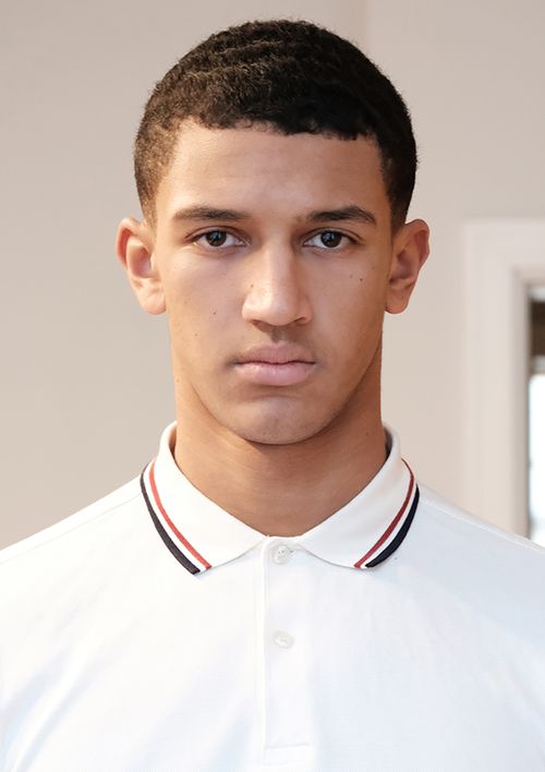 Loic Namigandet - Model - detail by people