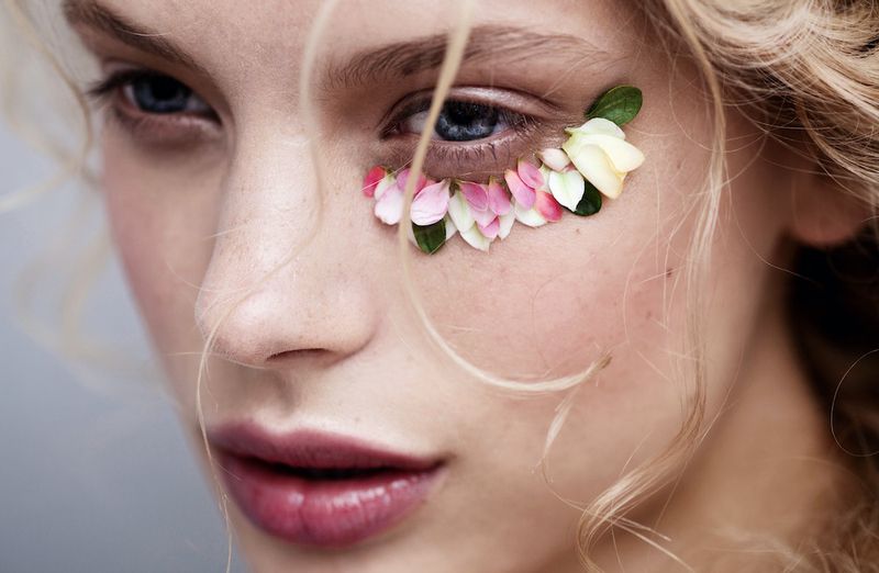 Victoria for OOB magazine (Various Editorials)
