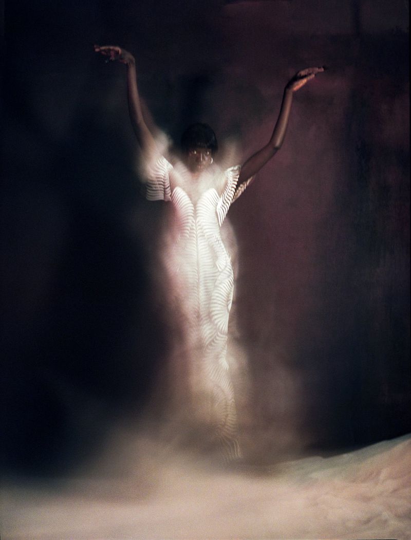 The Cinema Issue - Vampire Diary (Vogue Portugal)