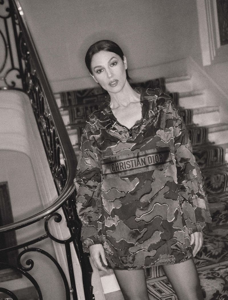 The Now Icon: Monica Bellucci (L'Officiel Italia)