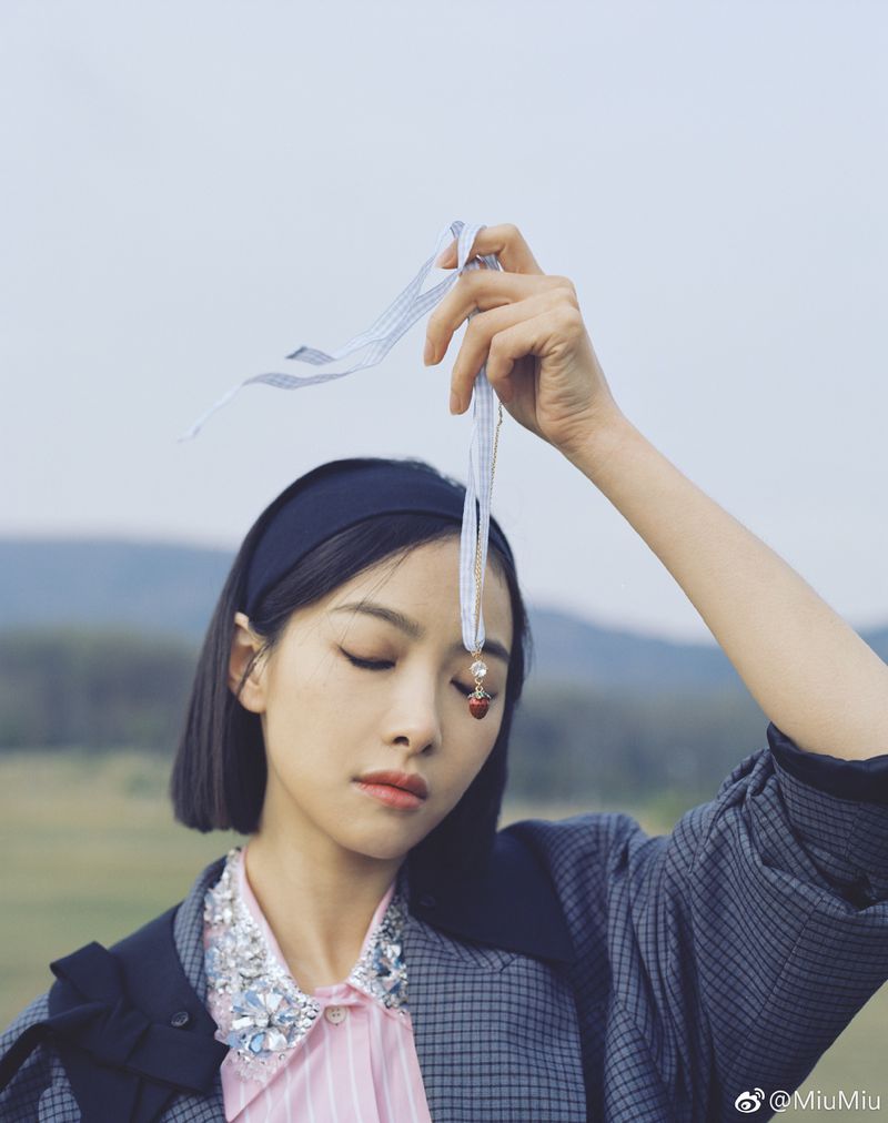 Girl Talk #09 Victoria Song (Miu Miu)