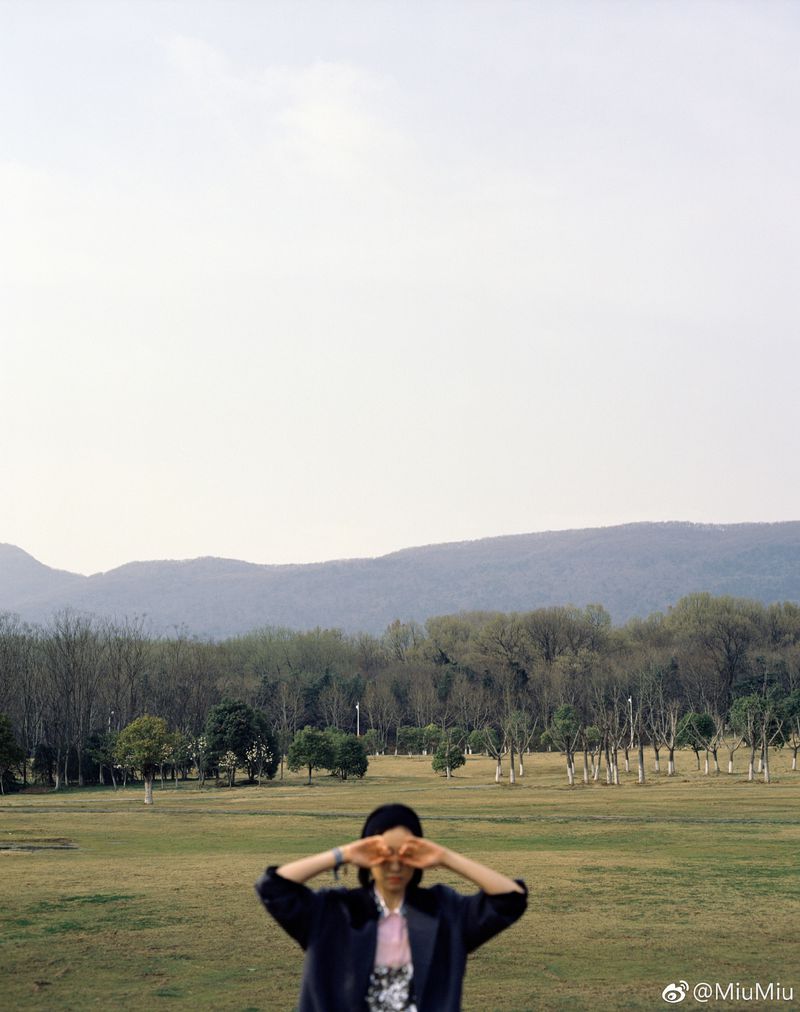 Girl Talk #09 Victoria Song (Miu Miu)