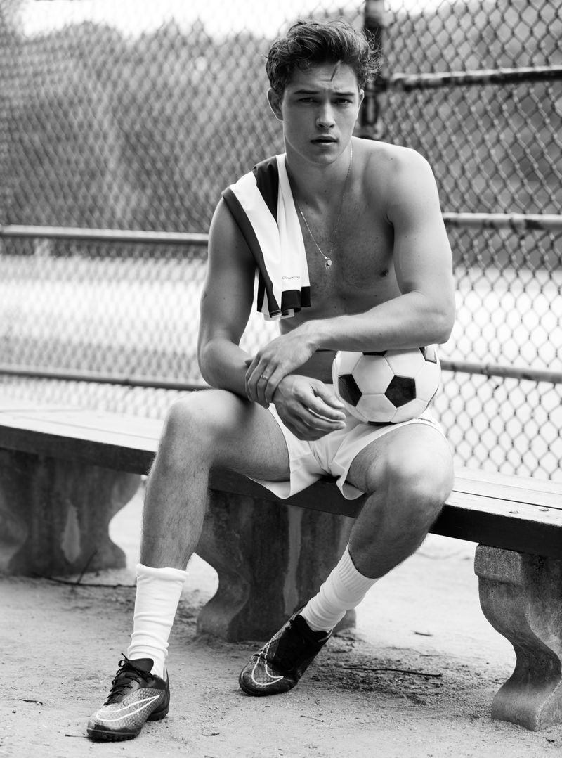 Michael Camiloto – Gossip Boy