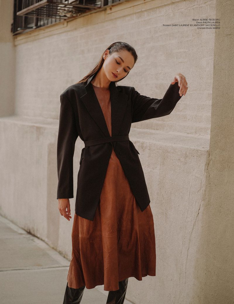 And the Sun Stepped Back by Julia Sariy (Design Scene)