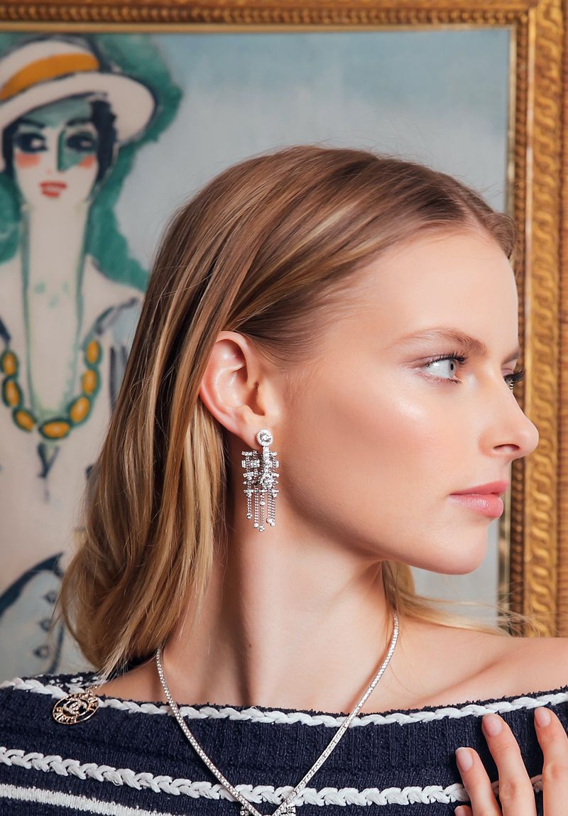 In Tweed we Trust - CHANEL by Anna Palermo (L'Officiel Thailand)