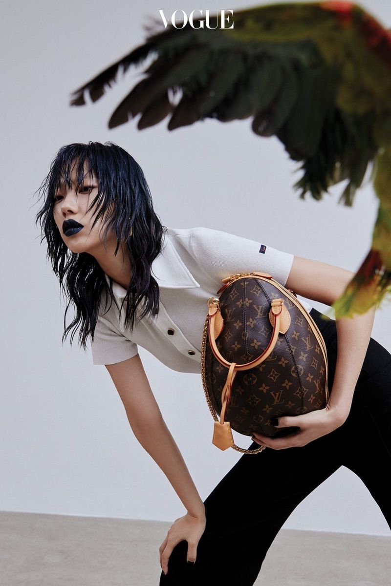 THE BIRD (Vogue Korea)