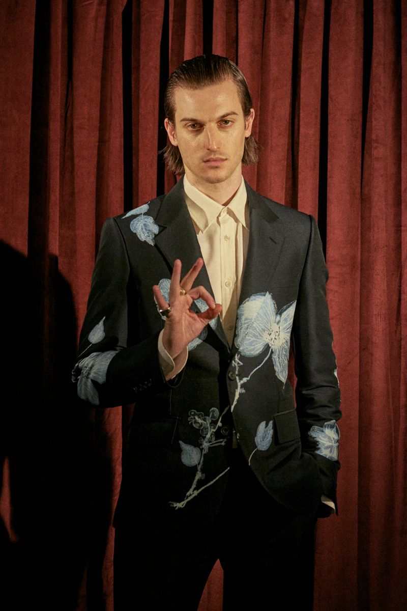 The Extra Ordinary World of Peter Vack (King Kong Magazine)