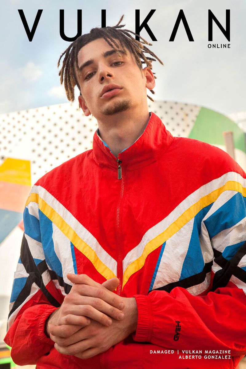 Damaged (Vulkan Magazine)