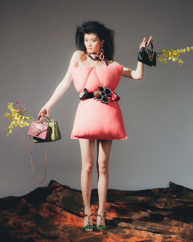 QUARANTINE PILLOW CHALLENGE for MINDLY. JOURNAL (Various Editorials)