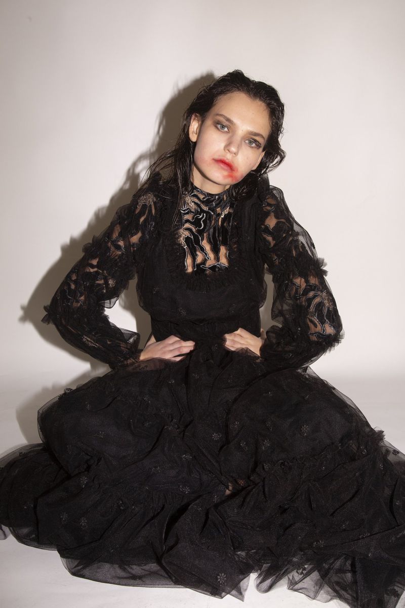 Dangerous Woman by Finn Constantine (Wonderland Magazine)