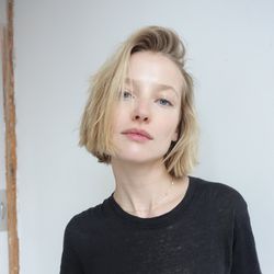 Emily Van Raay - Model Profile - Photos & latest news