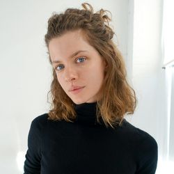 Isabelle Nicolay - Model Profile - Photos & latest news