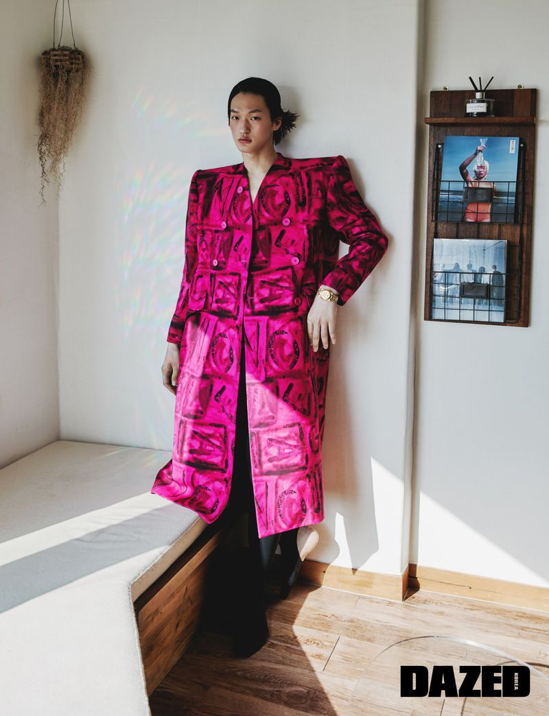 SUPER BIG VS MICRO MINI by Yeonhoo Ahn (Dazed & Confused Korea)