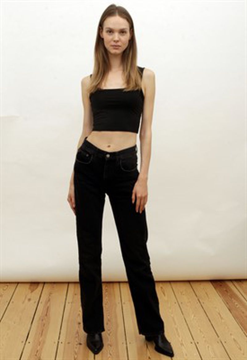 Louisa Models 2020 Polaroids/Portraits (Polaroids-Digitals)