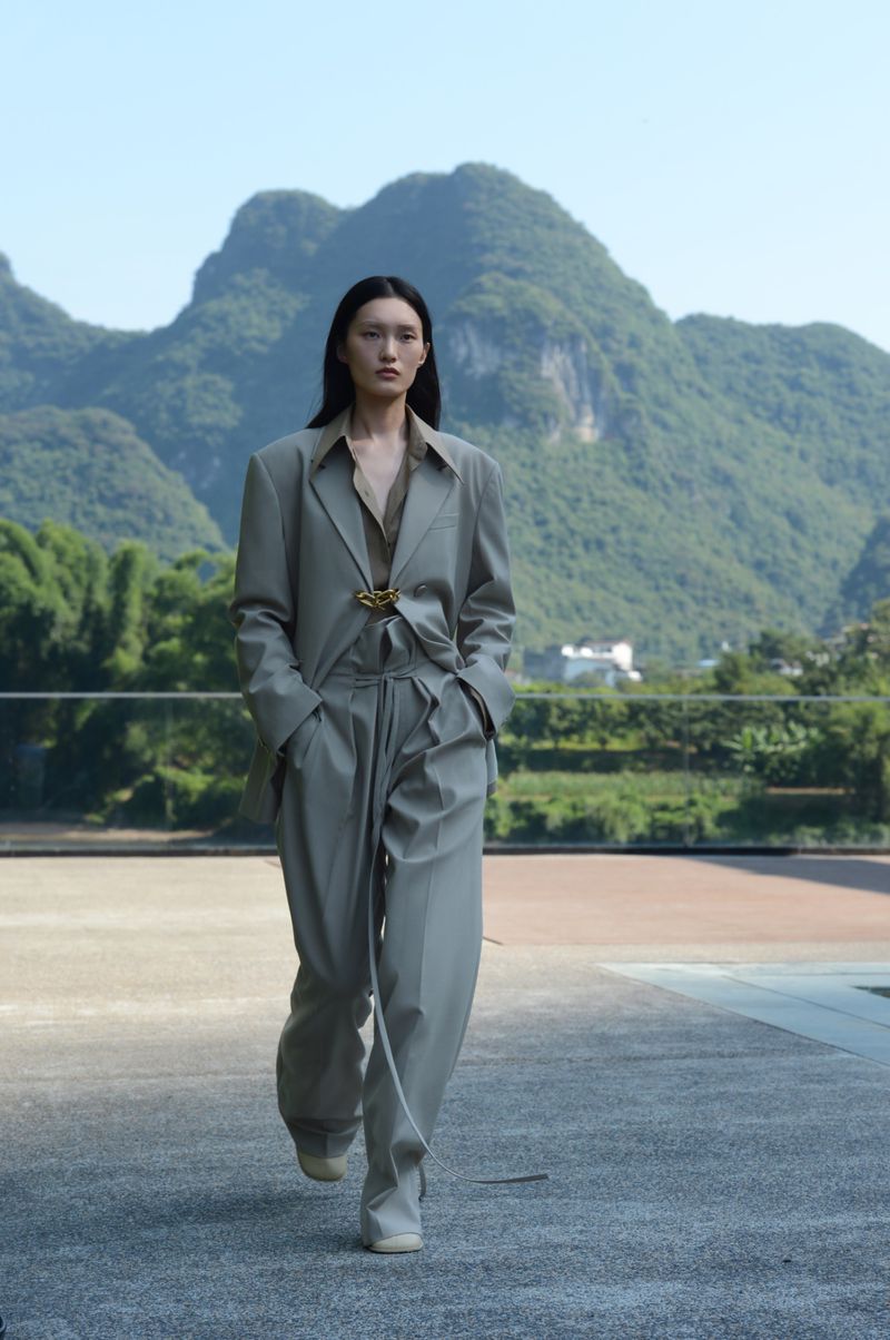 Edition 10 years anniversary show (MO&Co.)