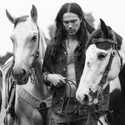 Matthew Sinnaeve - Model Profile - Photos & latest news