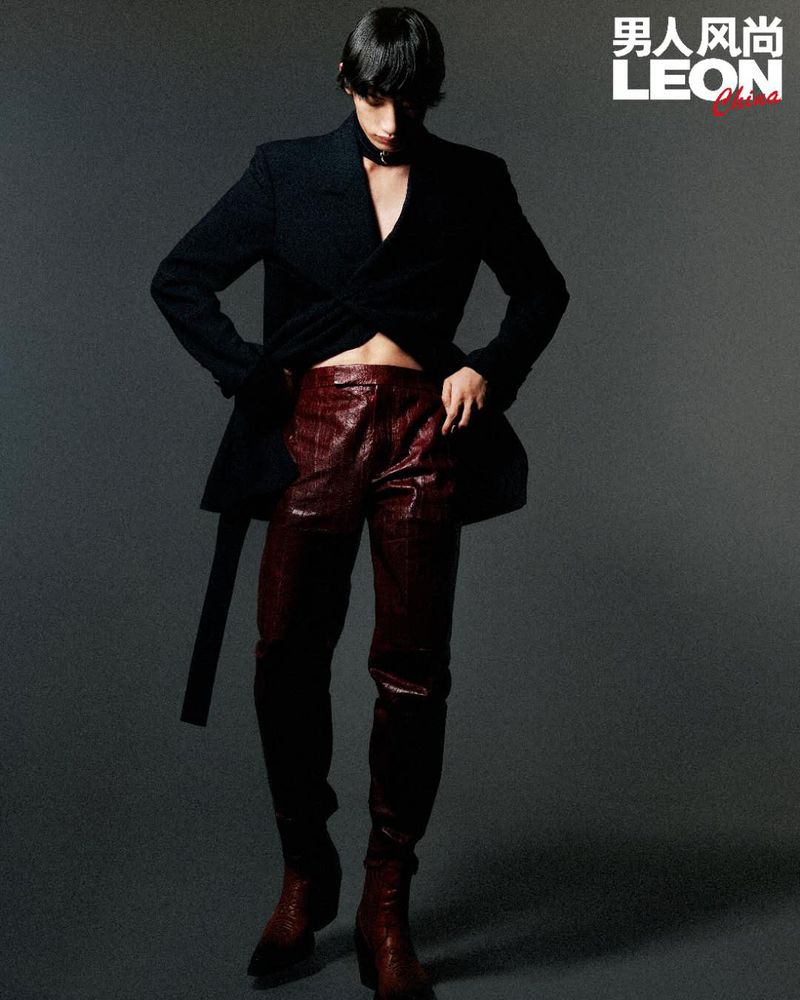 Monthly Contents By Ren Shenyun (LEON China Magazine)