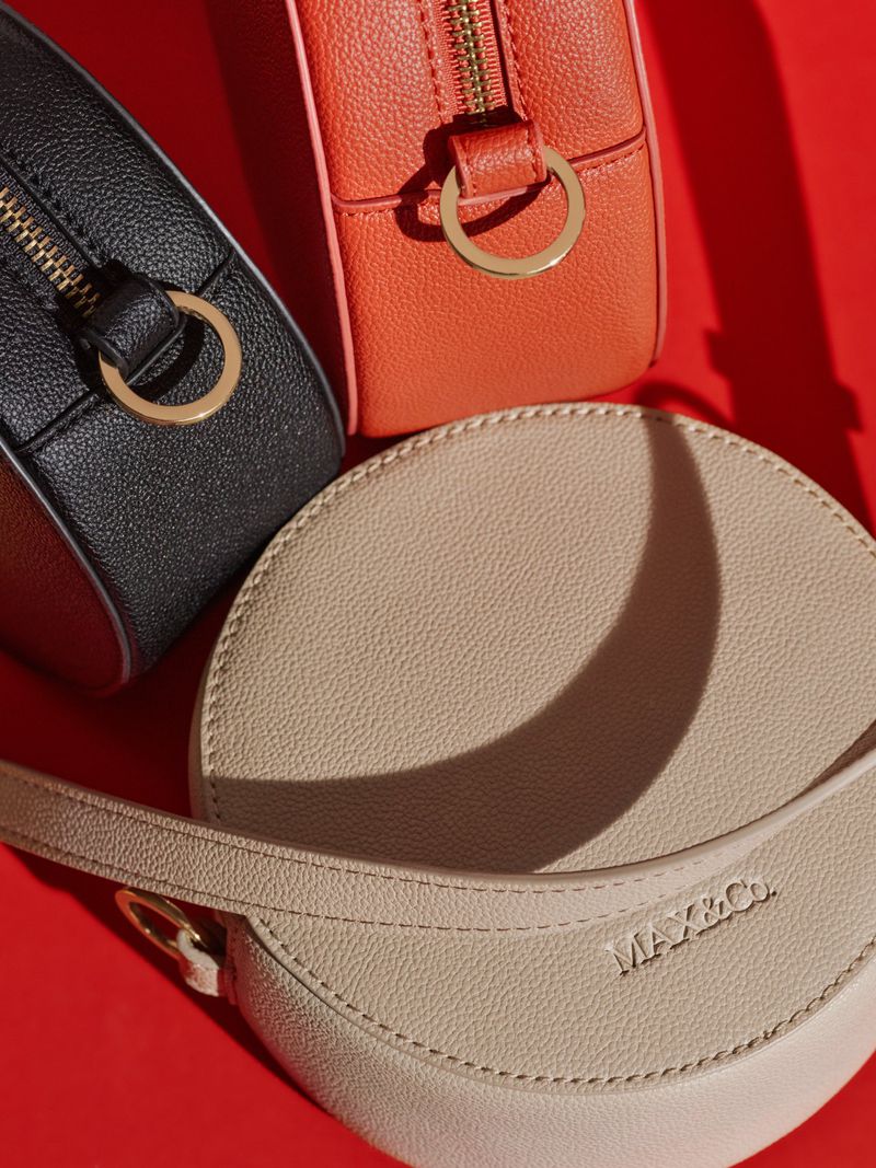 MAX&Co. Autumn/Winter 2020 Campaign (MAX&Co.)