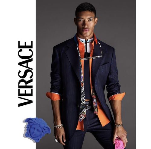 Raphael Balzer - Model - detail by client