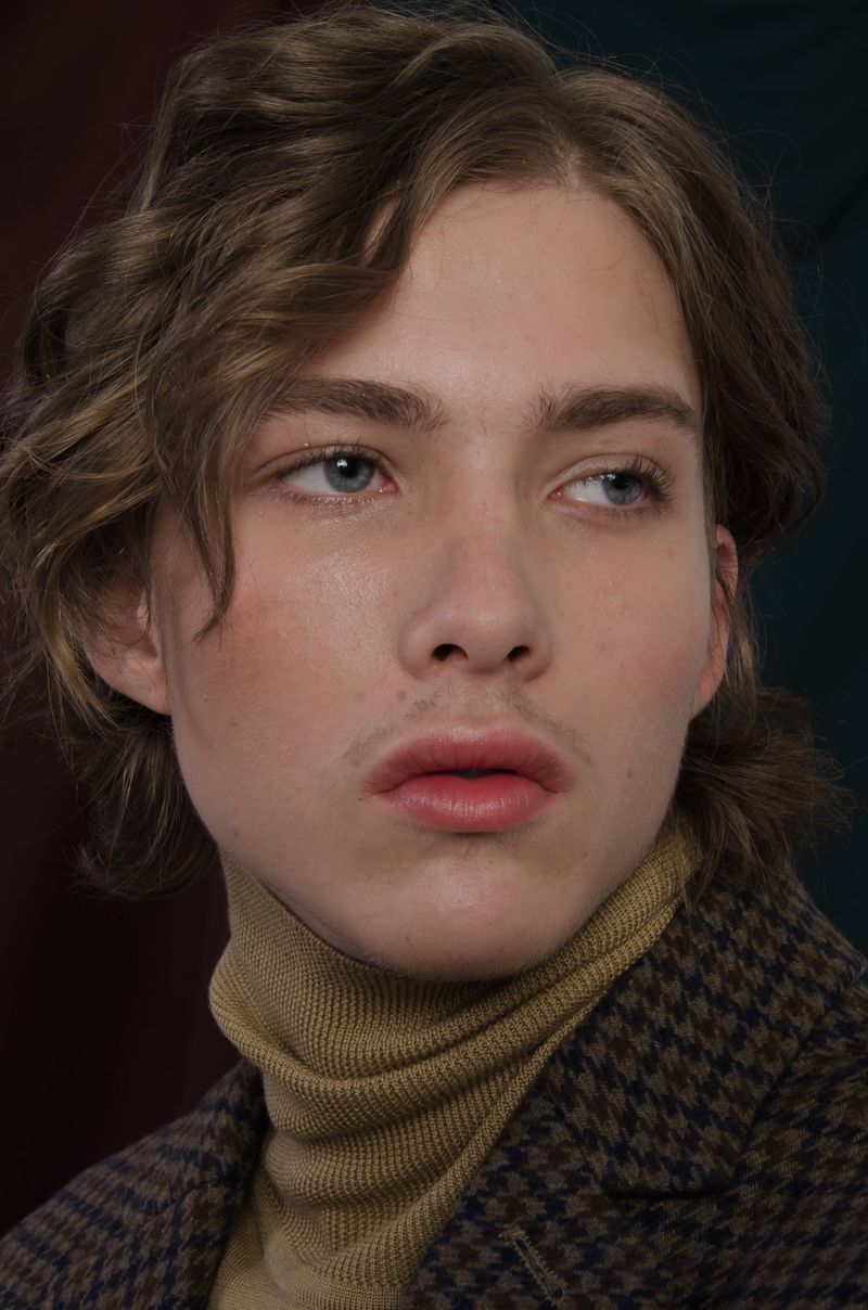 When Igor meets Simon by Simone Siel (Lewis Magazine)