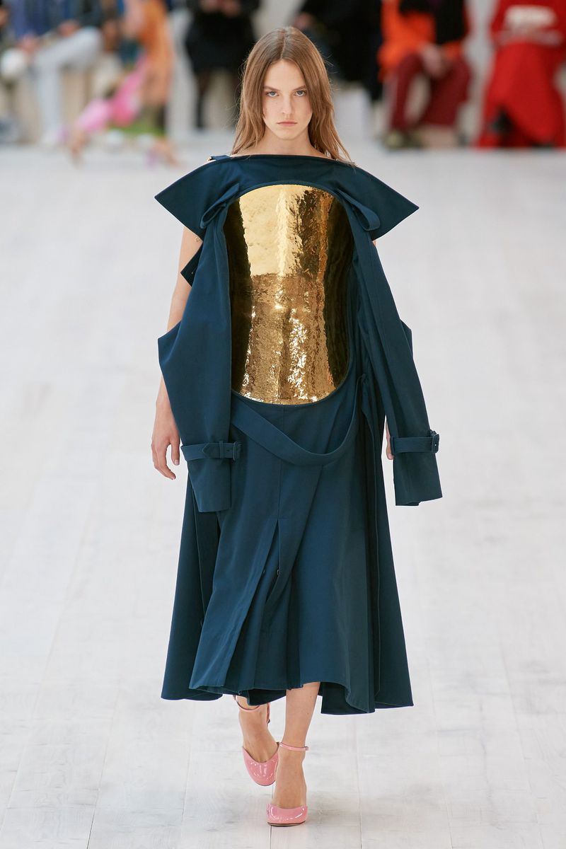 Loewe S/S 22 Show (Loewe)