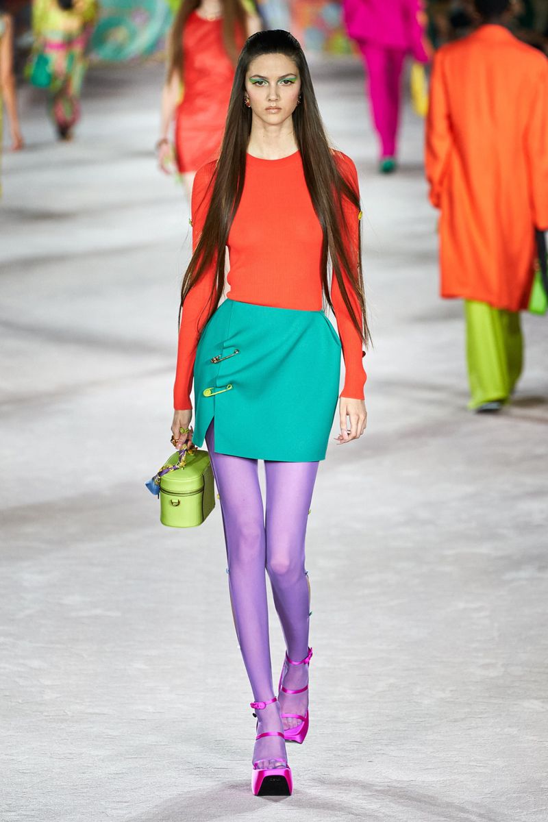 Versace S/S 22 Show (Versace)