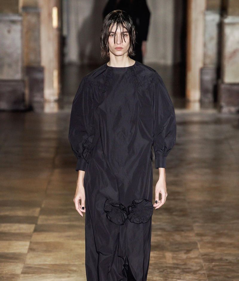 Raf Simons S/S 22 Show (Raf Simons)