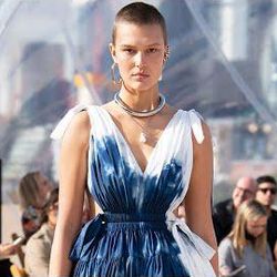 Jennifer Ball - Model Profile - Photos & latest news