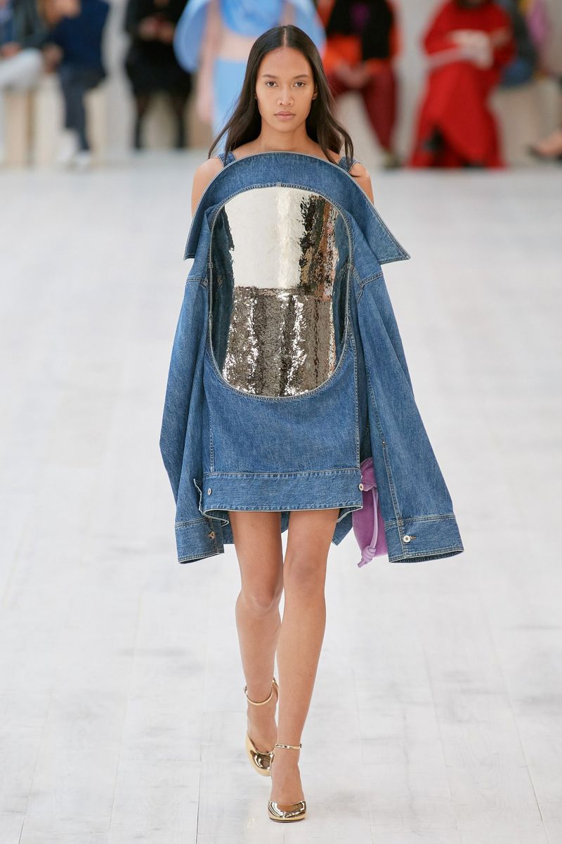 Loewe S/S 22 Show (Loewe)