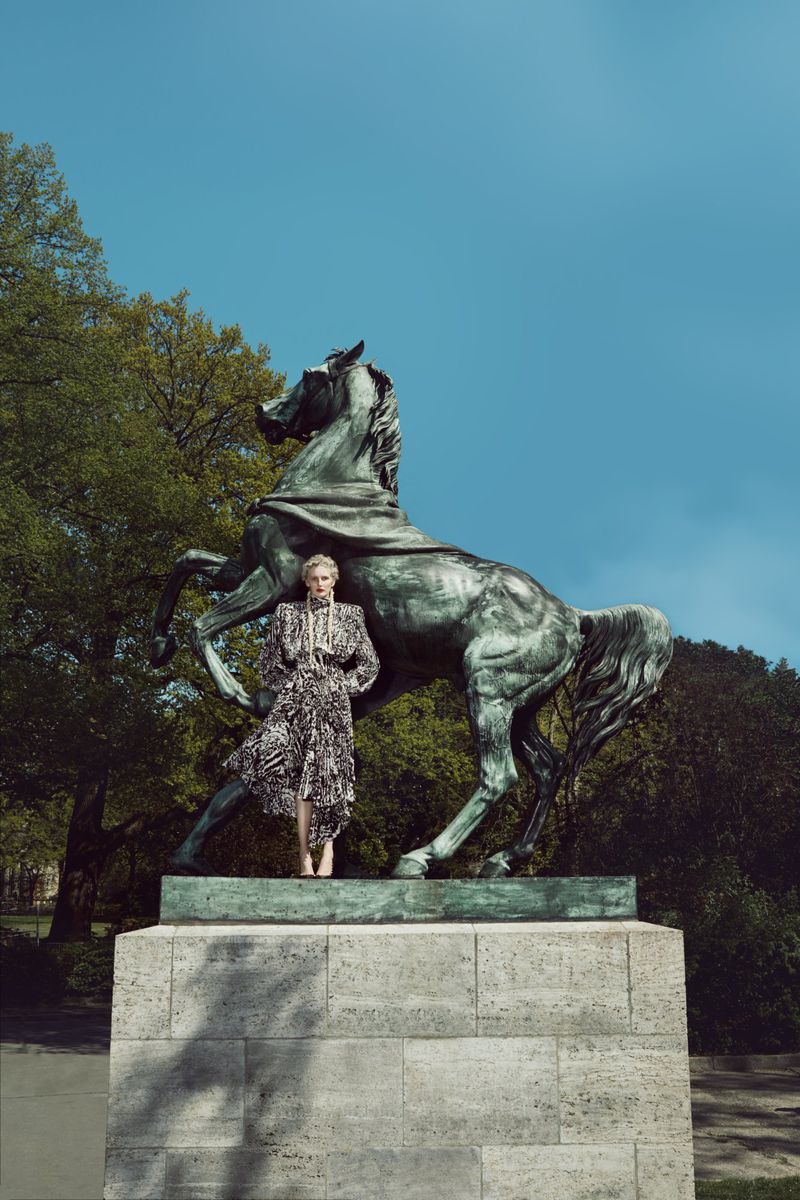 Memorium by Ulrich Hartmann (L'Officiel Austria)