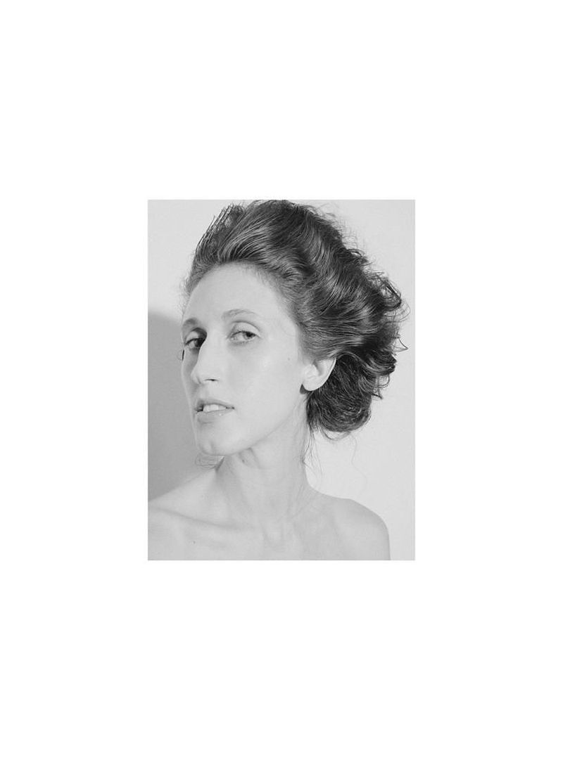 Anna Cleveland (Les Femmes Publiques)