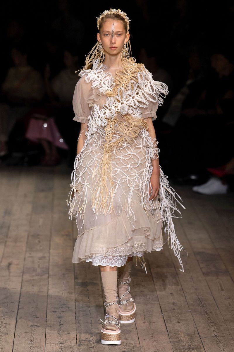 Simone Rocha S/S 20 Show (Simone Rocha)