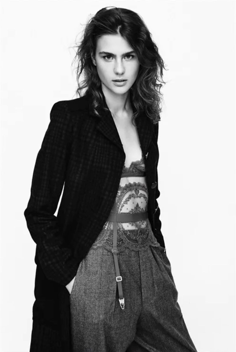 Modelle alla Milano Fashion Week (Vogue.it)