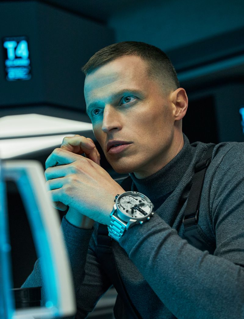 The Academy (Portrait)