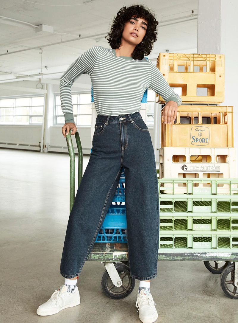 Simons Canada Advertising (Simons Canada)