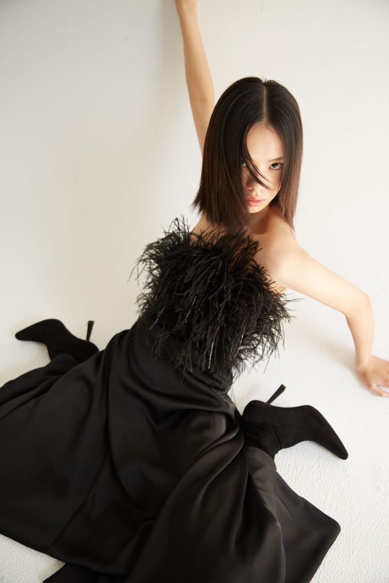 Yini in Shanghai (Portrait)