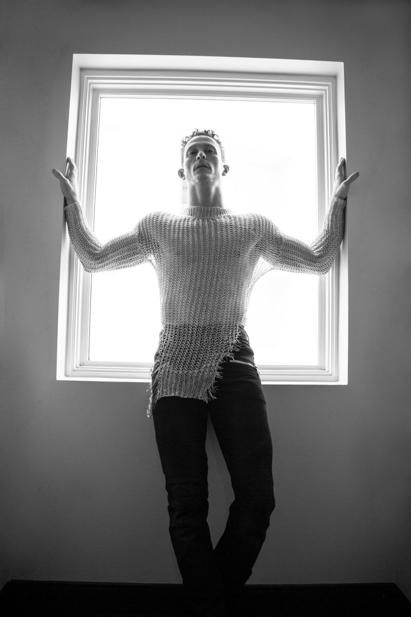 Jonathan Tucker by Tony Duran (Vingt Sept Magazine)
