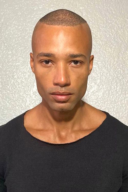 Michael Ayeboua - Model - detail by people