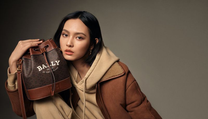 Photographed by Yu Cong (Bally)