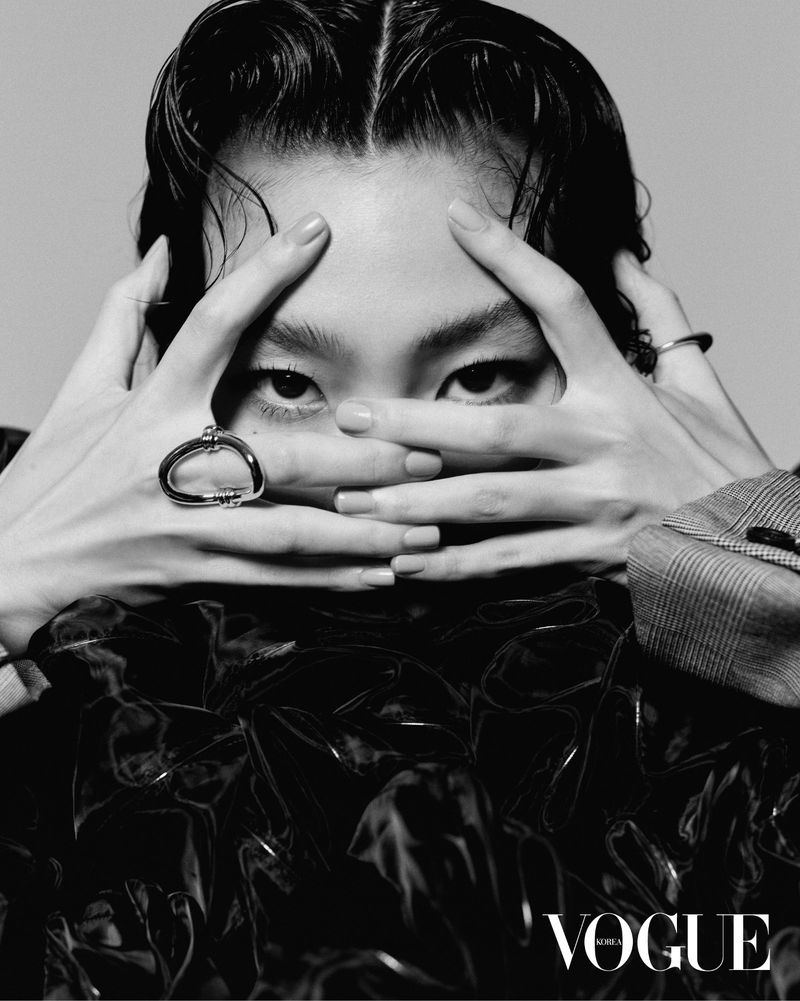 Hey! Honey! Hoyeon! (Vogue Korea)