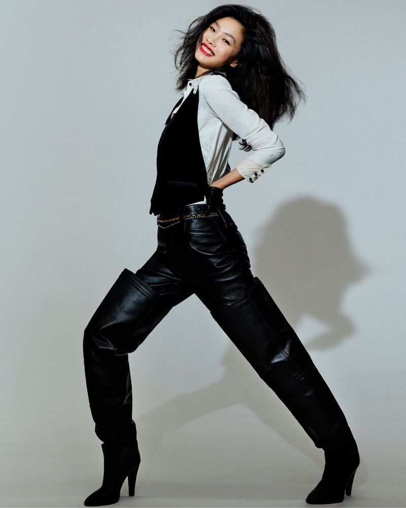 Hey! Honey! Hoyeon! (Vogue Korea)