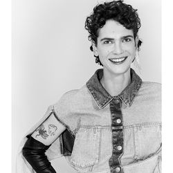 Amandine Renard - Model Profile - Photos & latest news