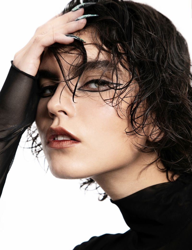 Instinct (5ELEVEN Magazine)