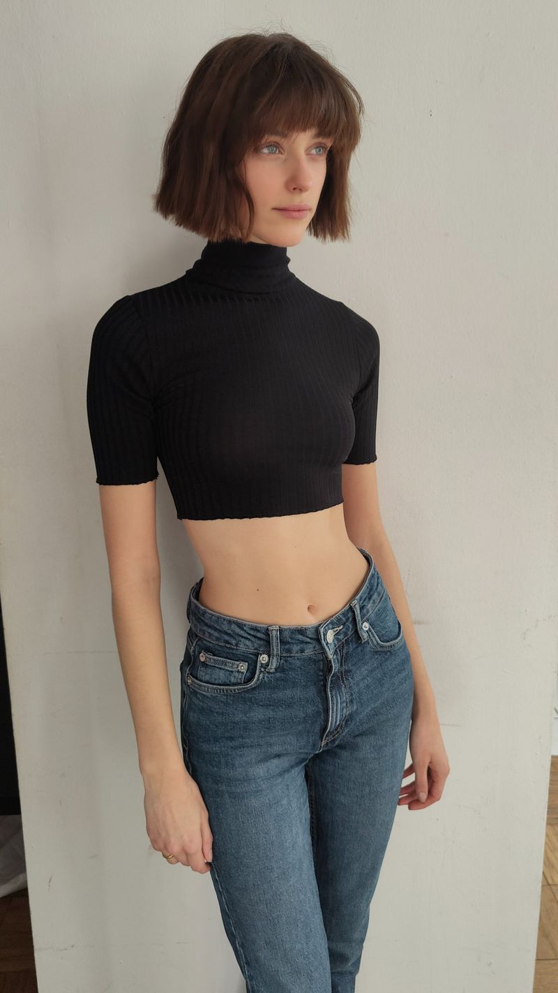 Linda Models 2021 Polaroids (Polaroids-Digitals)