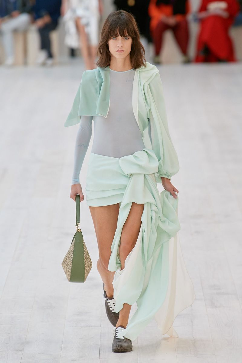 Loewe S/S 22 Show (Loewe)
