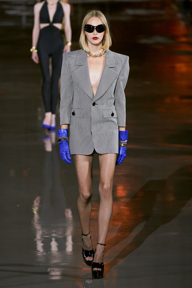 Saint Laurent S/S 22 Show (Saint Laurent)