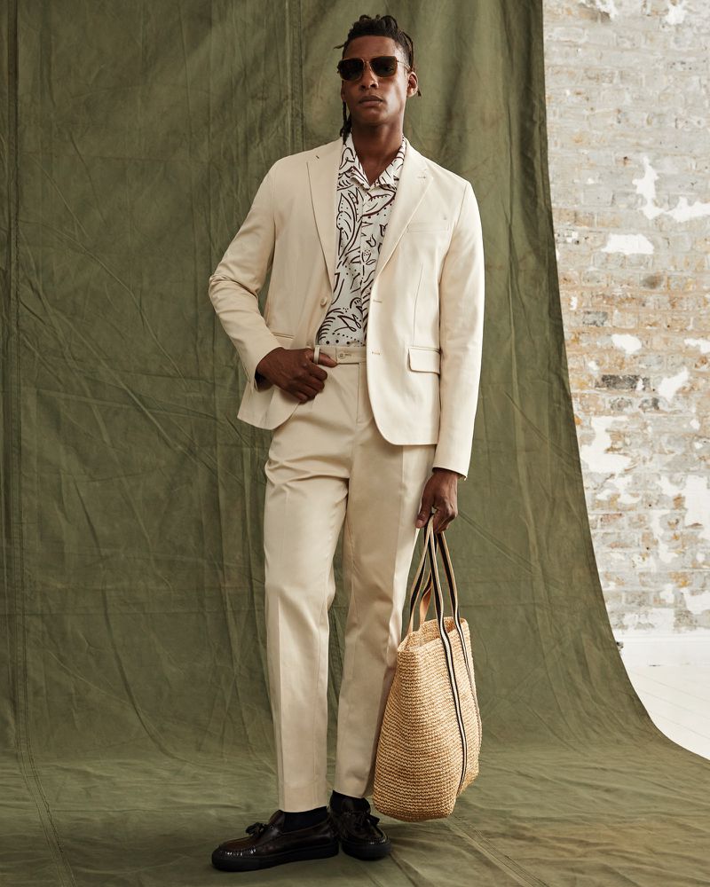 Spring Summer 22 Photographer Liam Young (Ted Baker)